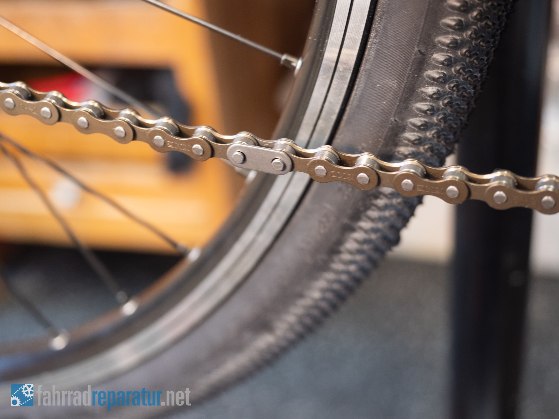 Bicycle Chain Installation and Removal with Quick Links - velonerd.cc